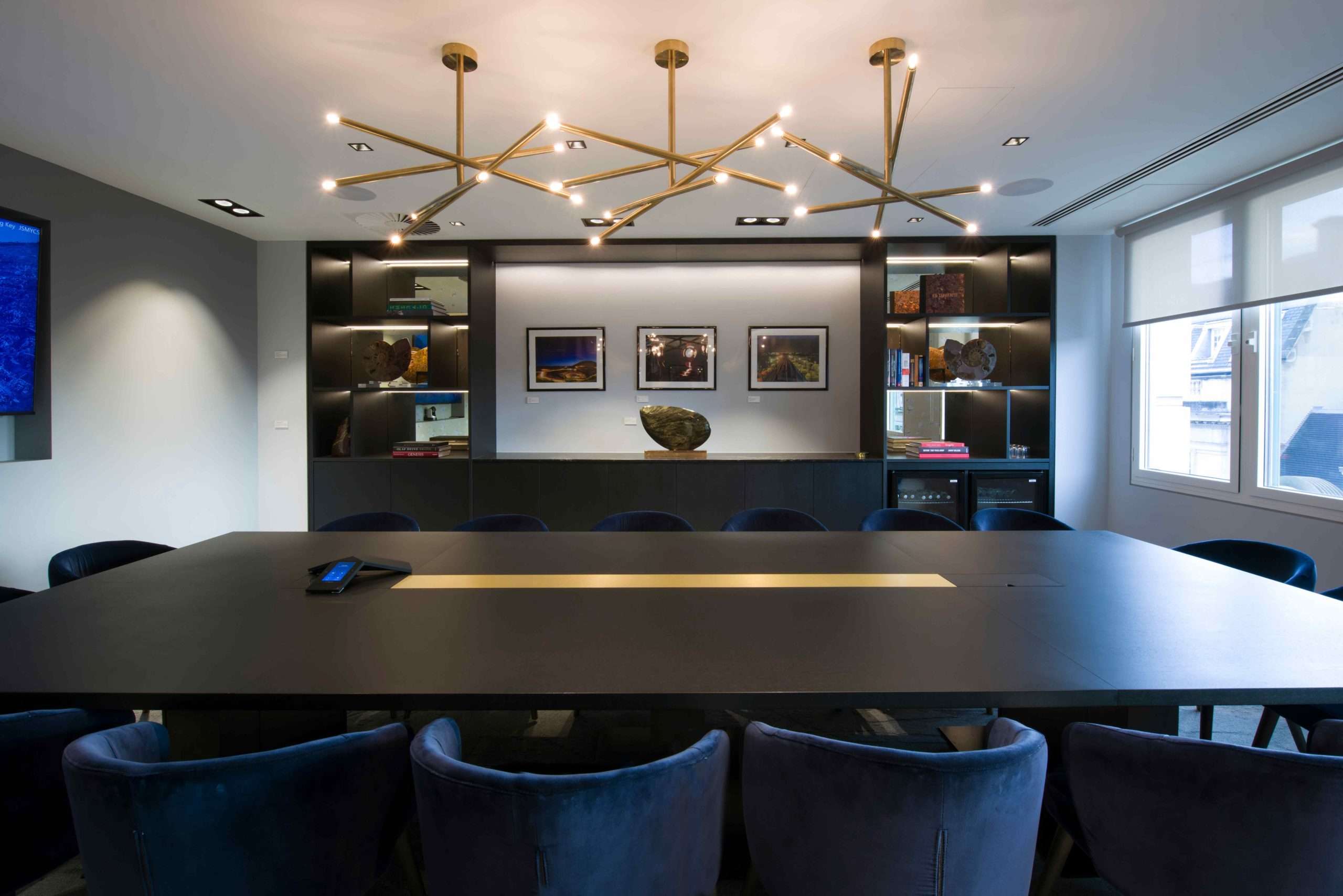 Space Magic: Small Office Interior Design Ideas to Maximize Productivity